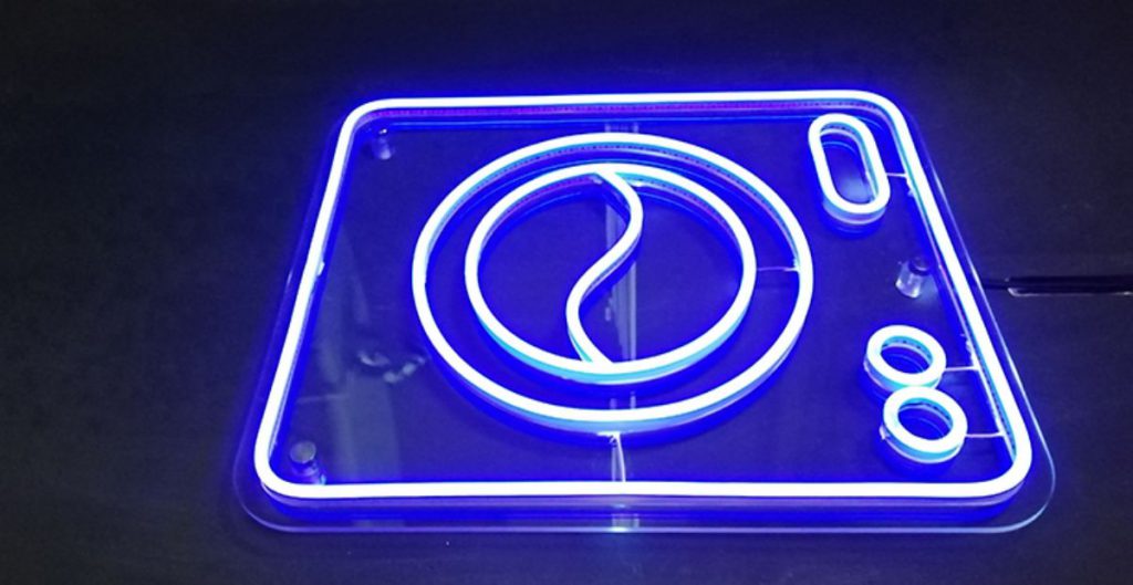 Neón led o neón flex | Rótulos Deconeón / Valencia